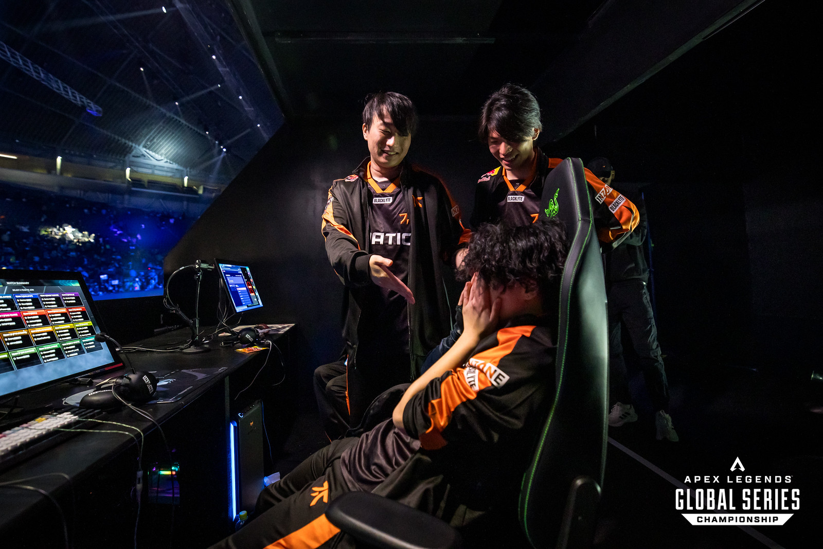 【Apex】Fnatic YukaF選手の配信内容まとめ｜Apex Legendsまとめ速報 - えぺタイムズ